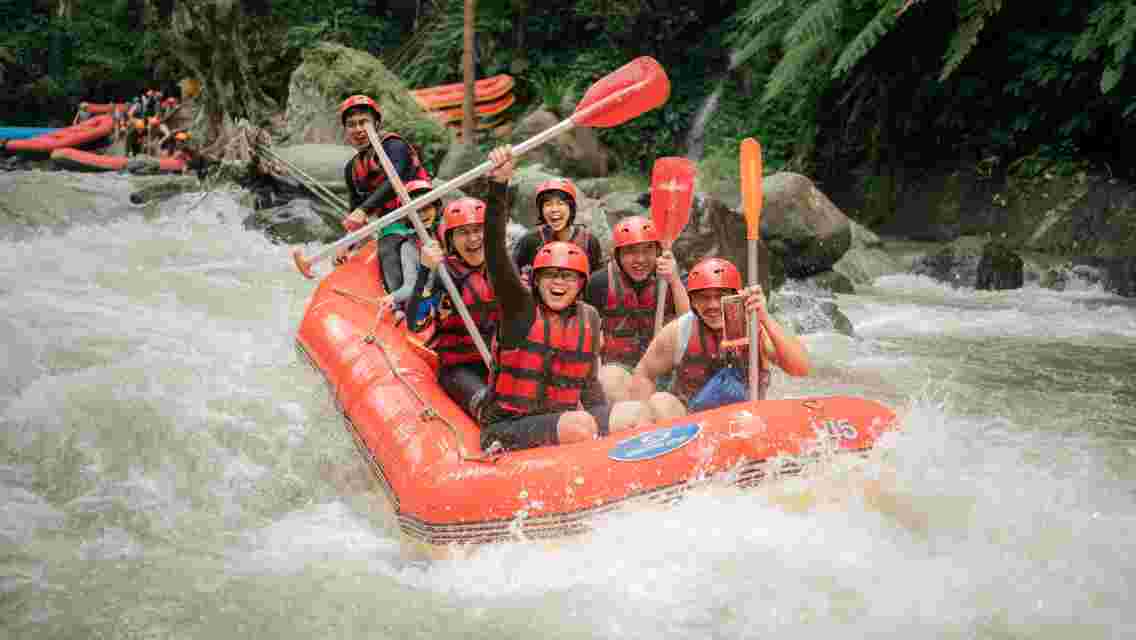 Ayung River Rafting + Tegalalang Rice Terraces + Ubud Palace + Tanah ...