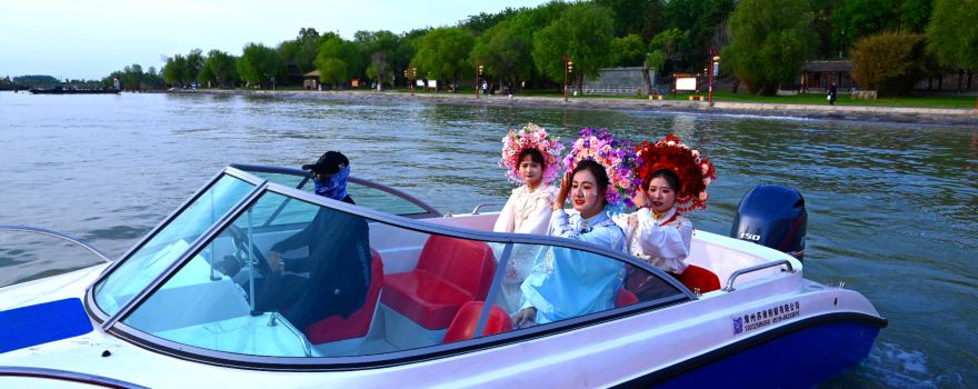 Things to Do in Hongze Lake Scenic Area in 2025 - Top Attractions ...