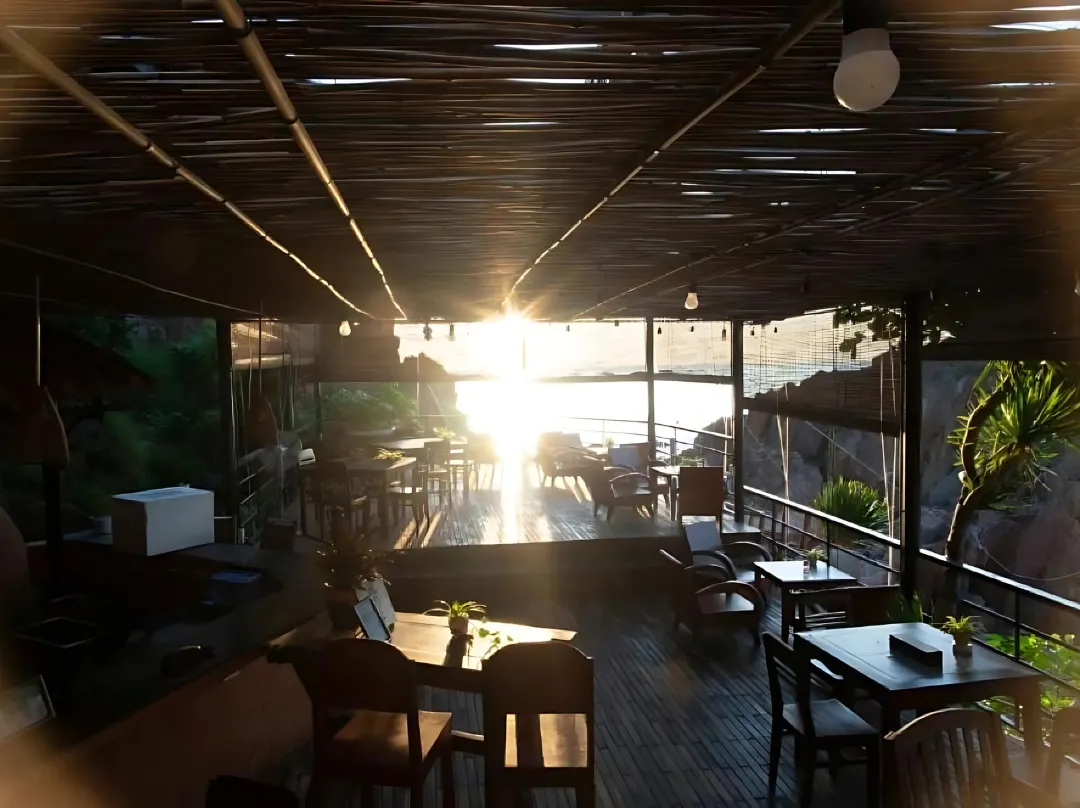 Haven Vietnam - Sông Cầu