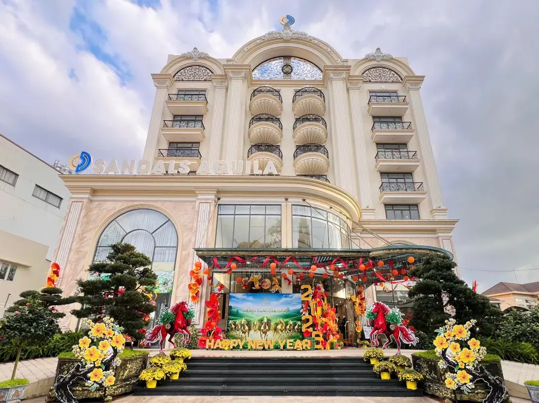 Sandals Aquila Hotel - Bảo Lộc