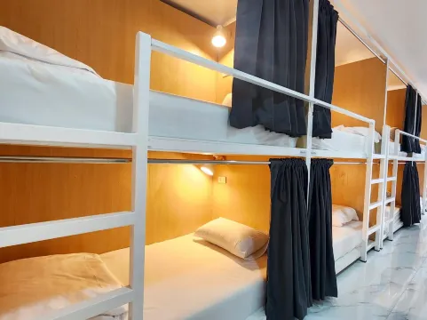 Airhub Hostel Phuket Airport - Phuket, Thailand