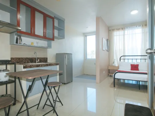 Reddoorz @ Yssa Ademar Near Robinsons Jaro - Iloilo City