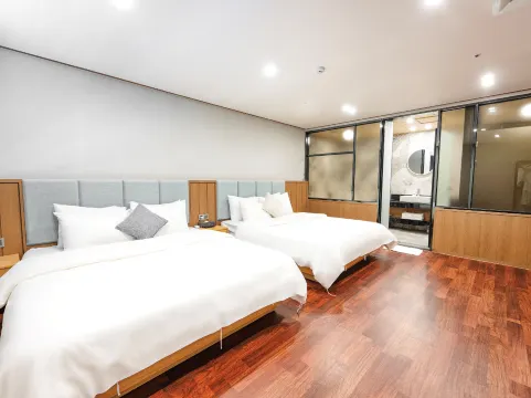 Hotel Signature - Yangsan-si