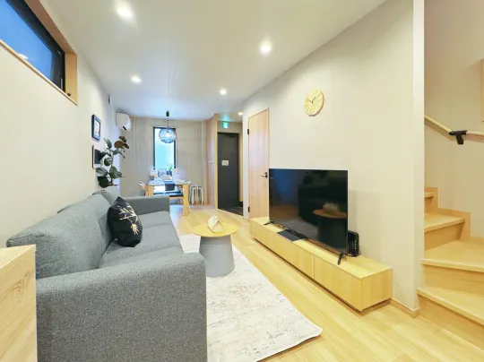 Js Xiaozhai・yuulan - Osaka