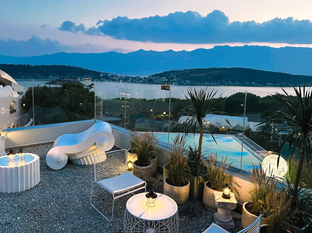 Hihat Pioneer Art Hotel - 大理市