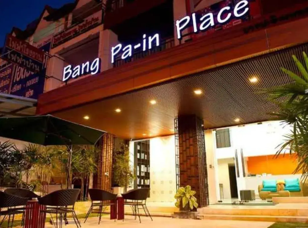 Bang Pa-in Place - Khlong Luang District