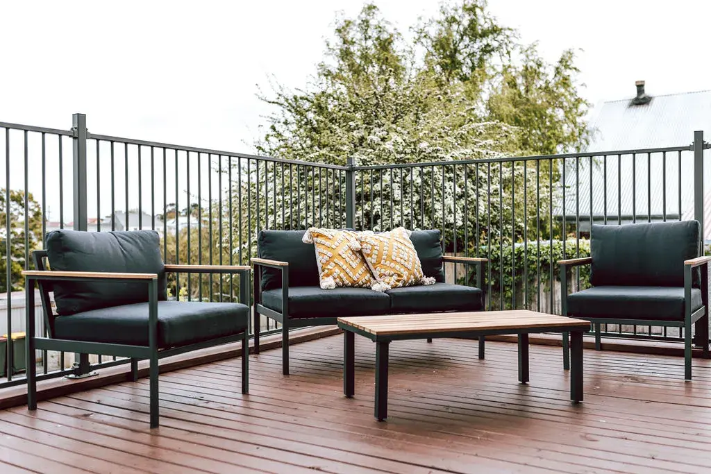 Wombat Hollow - Swansea