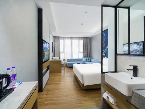 Green Carrier Hotel - Hong Kong