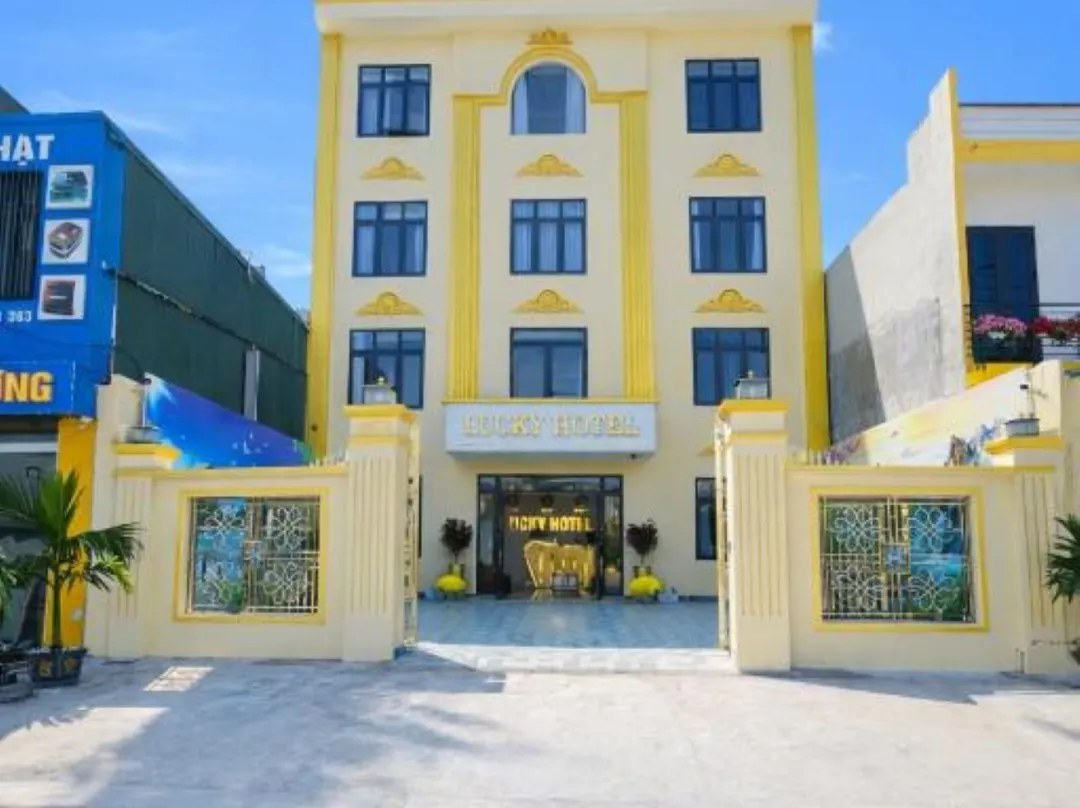 Lucky Hotel Uong Bi Quang Ninh - Quảng Yên
