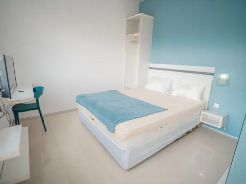 Hotel Pratisarawirya By The Loka - Surabaya