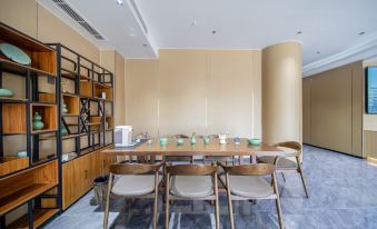 Boyun Audio-Visual Hotel (Haining Jianshan New District): 2026 Deals ...