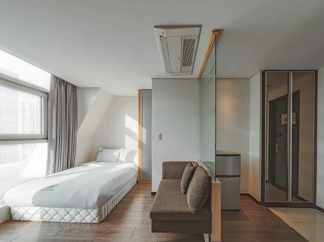 Brown Suites Hotel Sinchon Central - Seul