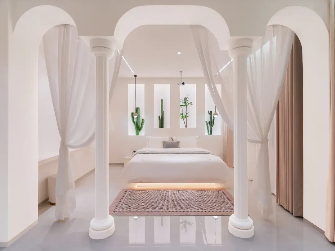 Island·designer Hotel（sanya High-speed Railway Station） - Sanya