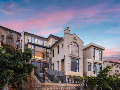 Dali Linyin Seaview Esports Resort Villa - Dali