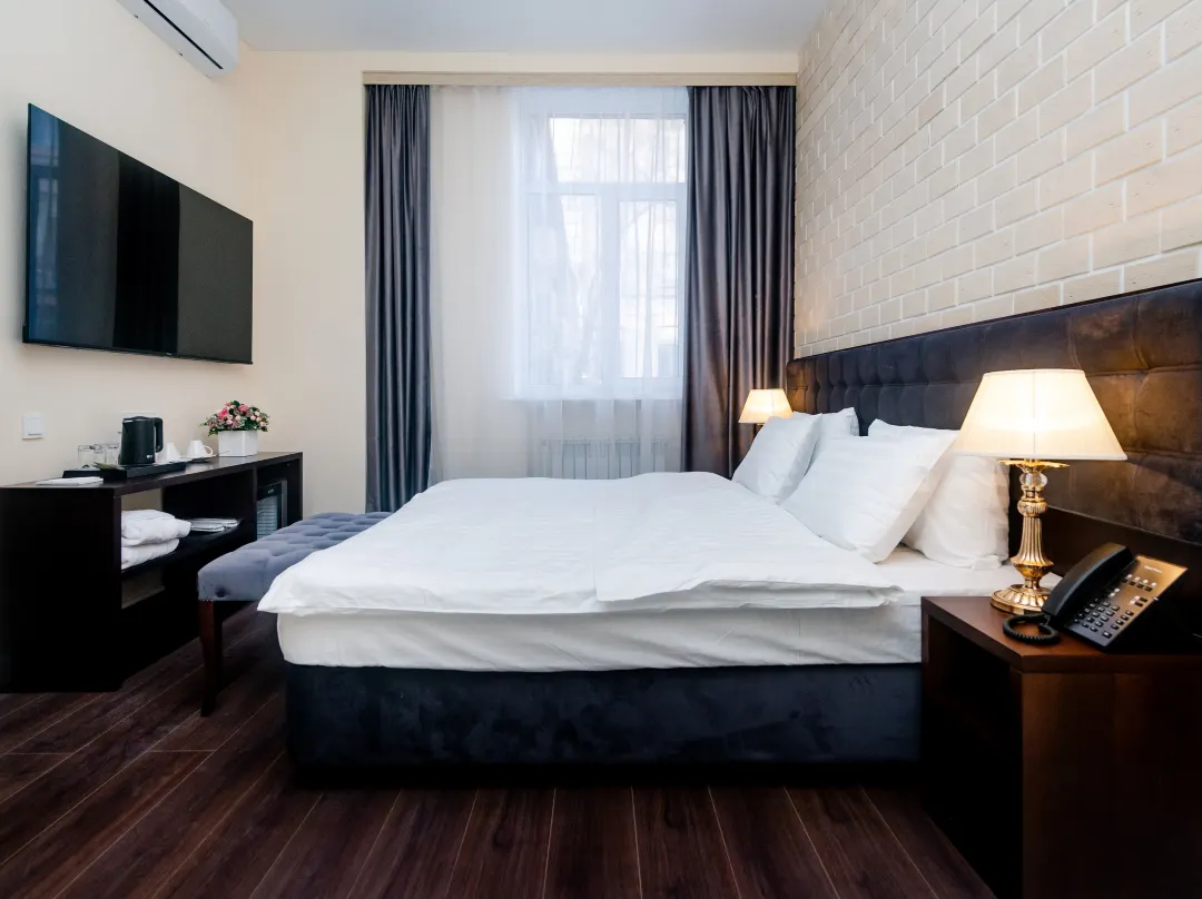 Esenin Hotel - Владивосток