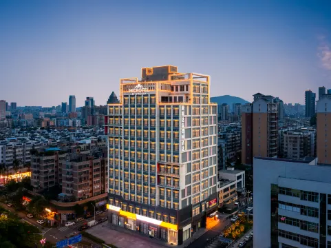 Microtel By Wyndham Hotel Jiangmen Junjing - Jiangmen