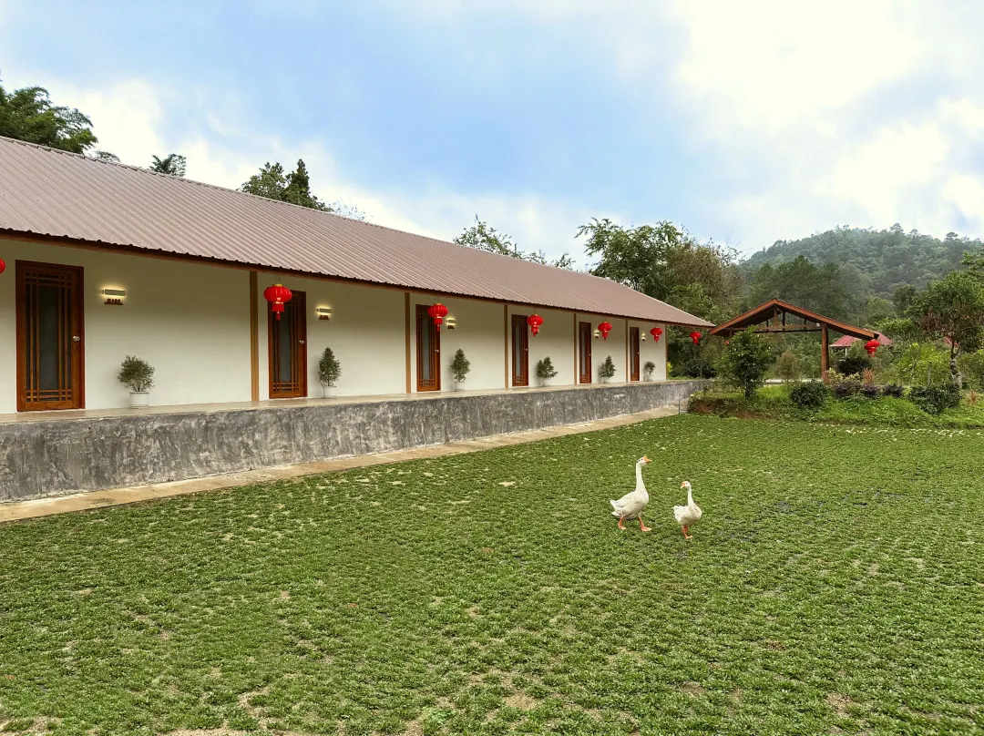 Baan Daeng Resort - Mae Hong Son