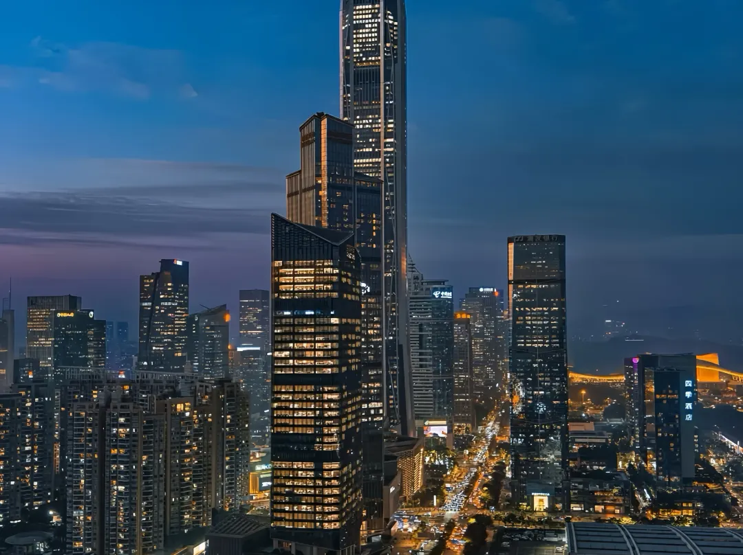 Dongfeng Mountain And Sea · High Altitude Cloud City View | City · View Light Residence - Hong Kong