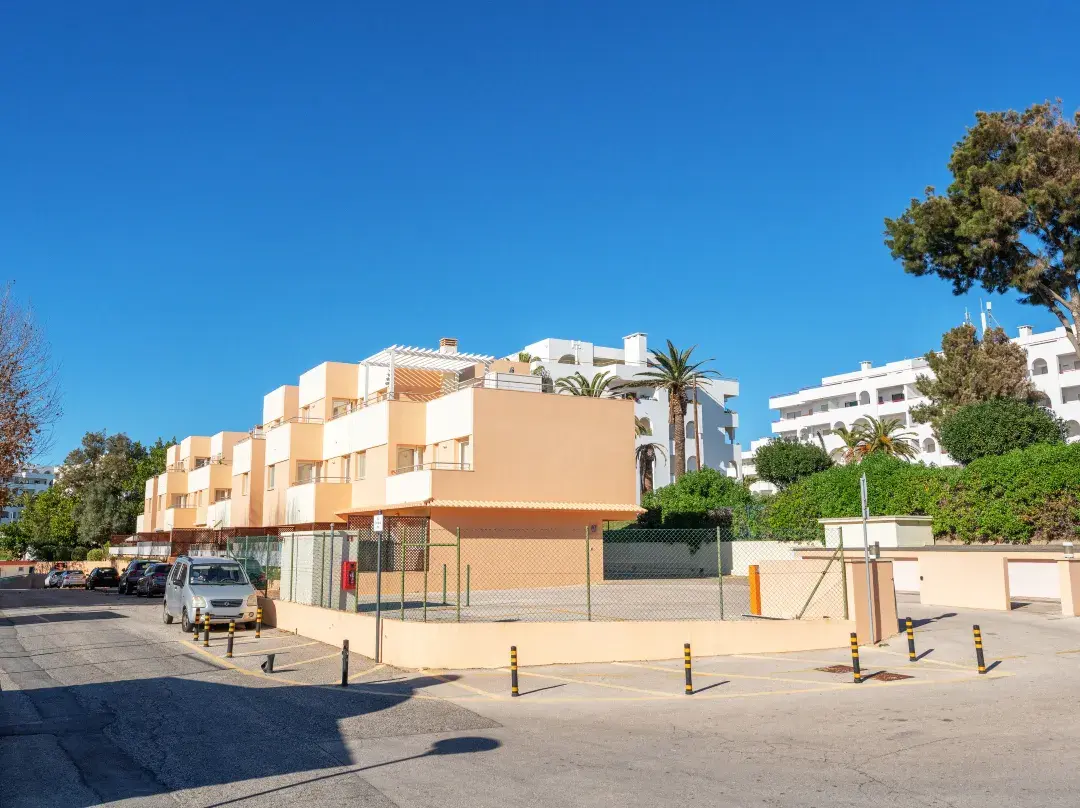 Bnb Homes Confortável Apartamento Duplex Com 2 Quartos E 2 Terraços A 200 M Do Mar - Porches