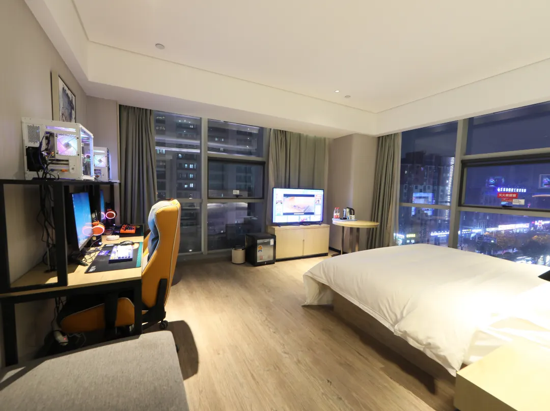 Jinkan E-sports Hotel - Yangzhou