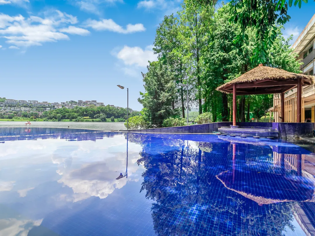 Baiyun Lakeside Hotel - Guangzhou