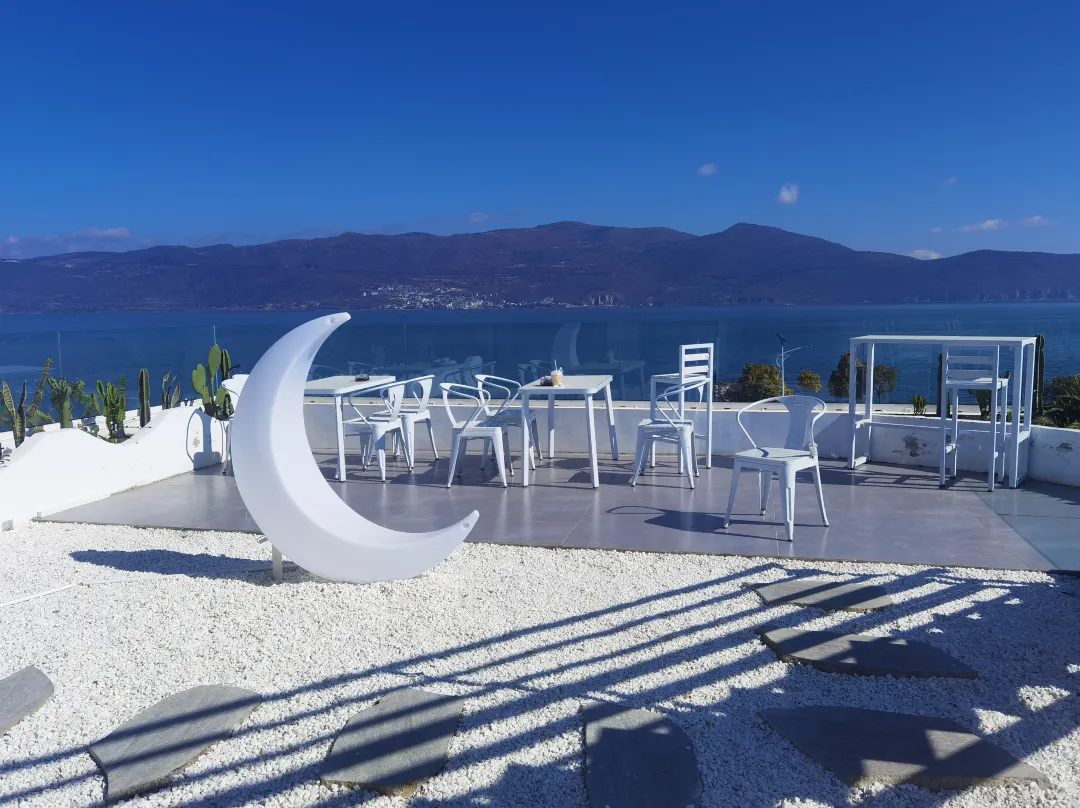 Dali Guanhaige Sunrise Seaview Homestay - Dali