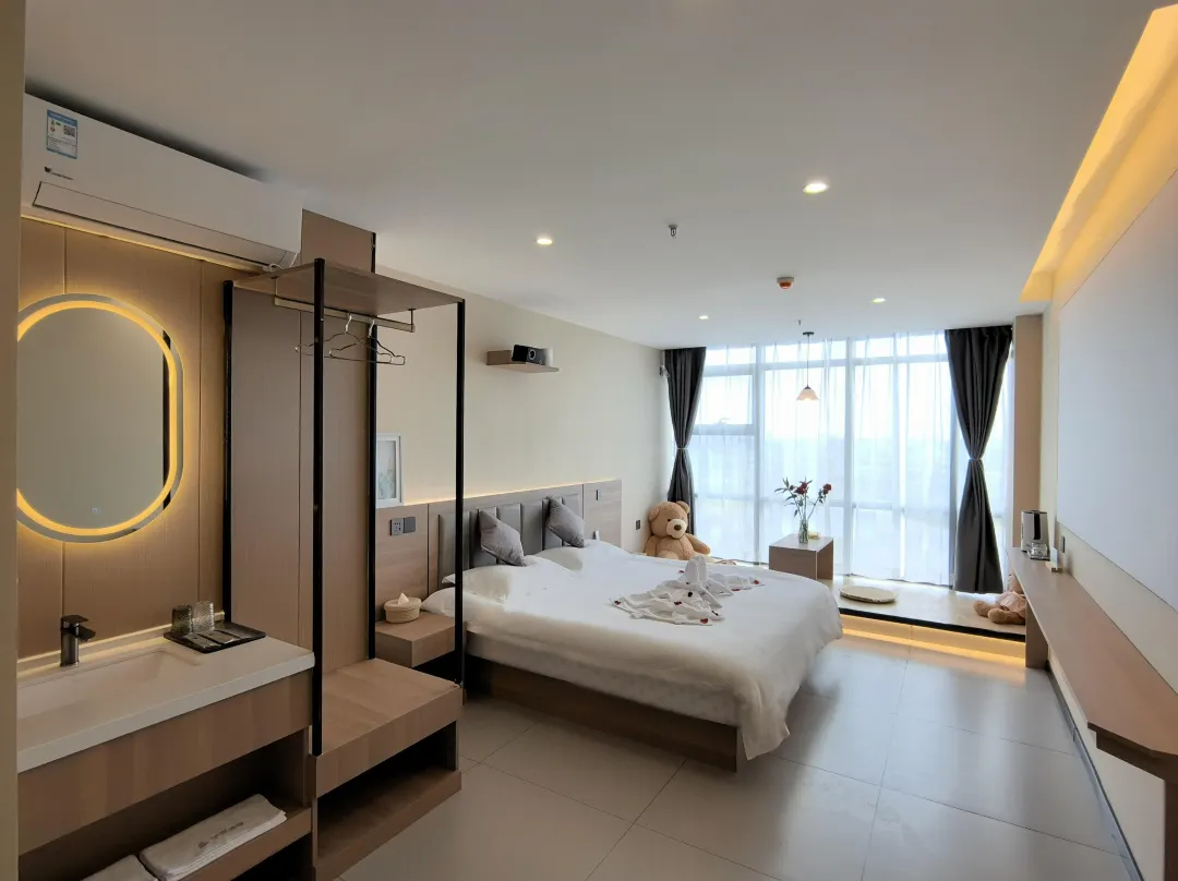 Happy Intelligent Lake Viewing Audiovisual Homestay - Changchun