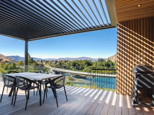Lakes Edge, Kawarau Falls - Queenstown