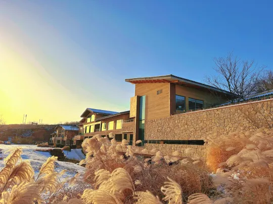 Luoyang Qingmo Yuelong Valley Resort Hotel - Luoyang