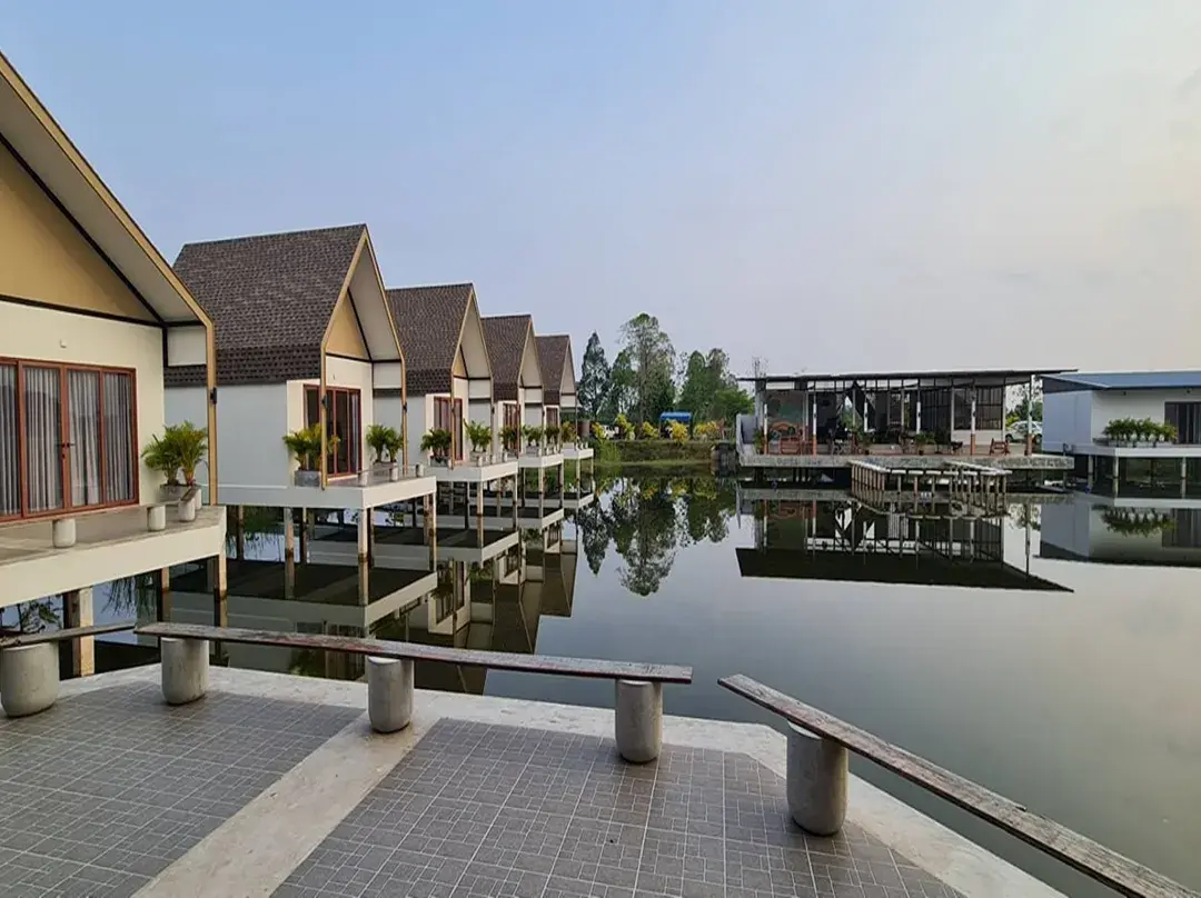 Burichan Resort - Laem Sing District