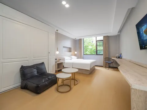 Qingcheng Hotel - Chengdu