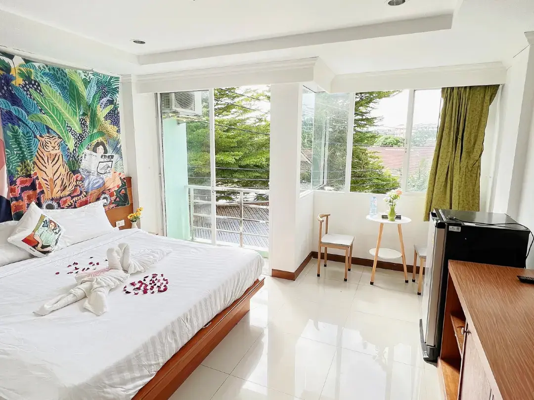 Lanting House Phuket - Patong Beach