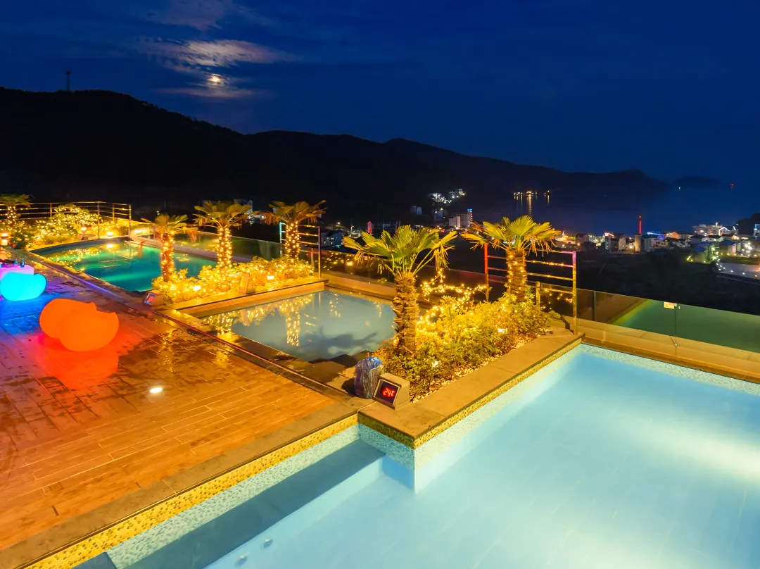 Friemily Poolvilla & Hotel - Geoje-si
