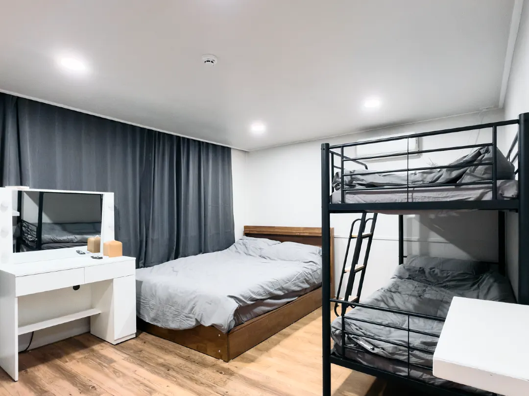 Hithere Guesthouse - Seoul