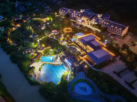 Longyan Liancheng Qingshui Tianyi Hot Spring Resort - Taiwan