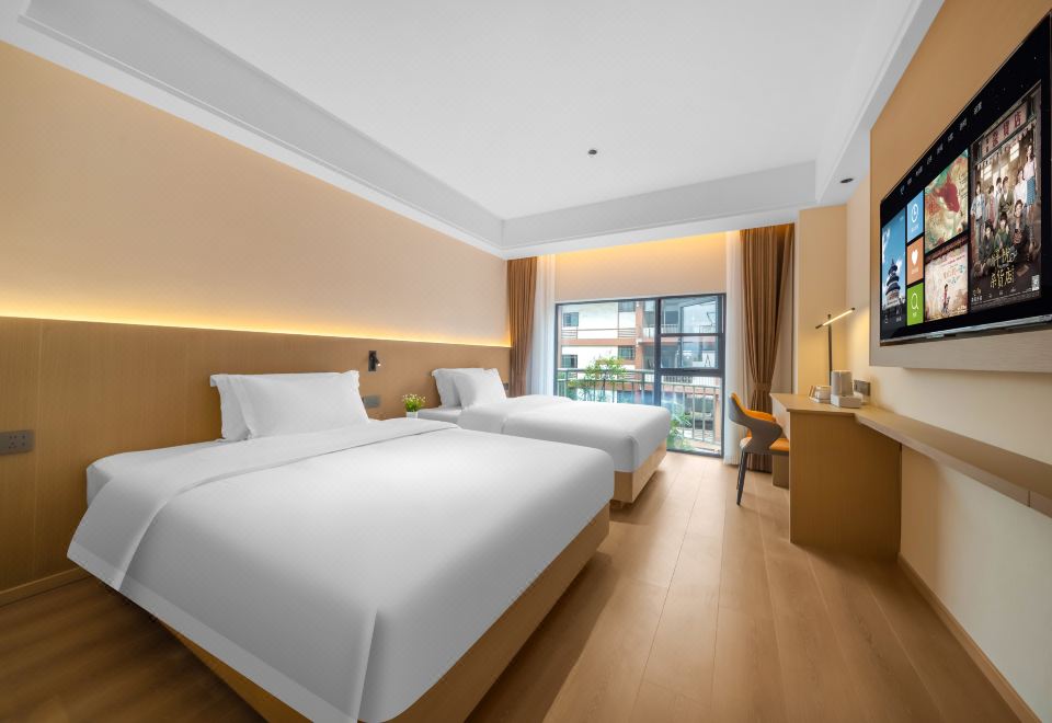 Chongqing · Clover | CLOVERHDPROJECTION Luxury Movie Hotel (Dashiba ...