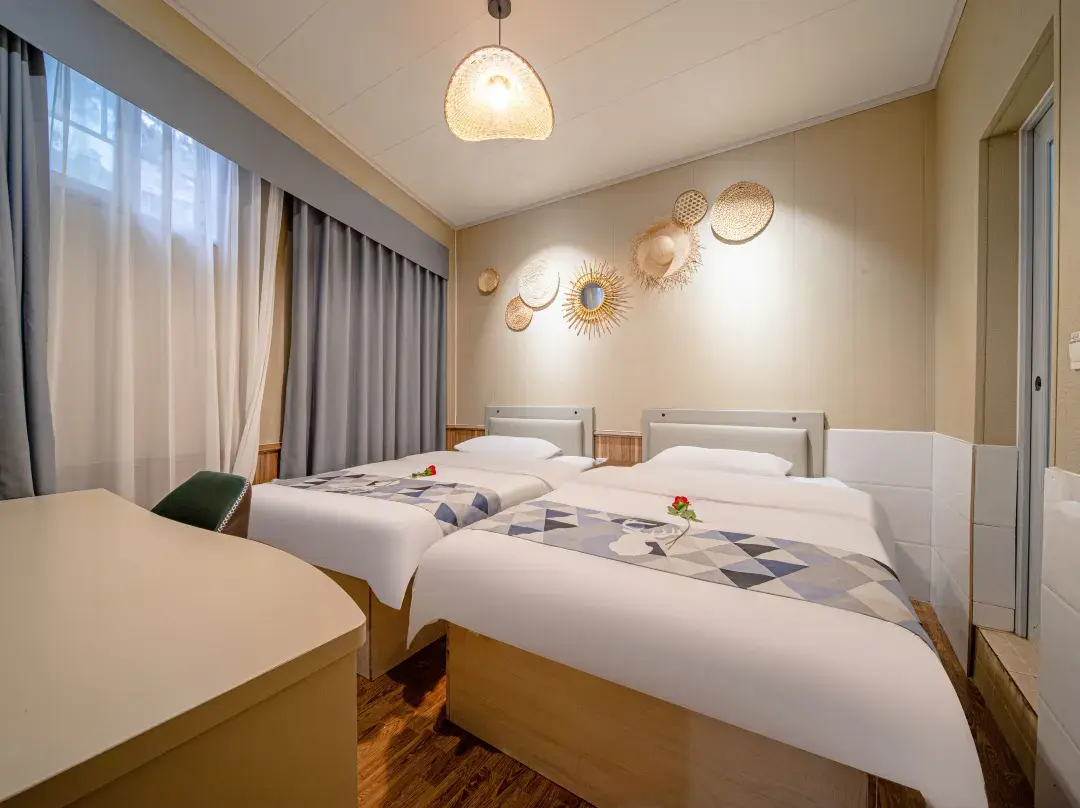 Luzhou Xiangmulin Hotel - Luzhou