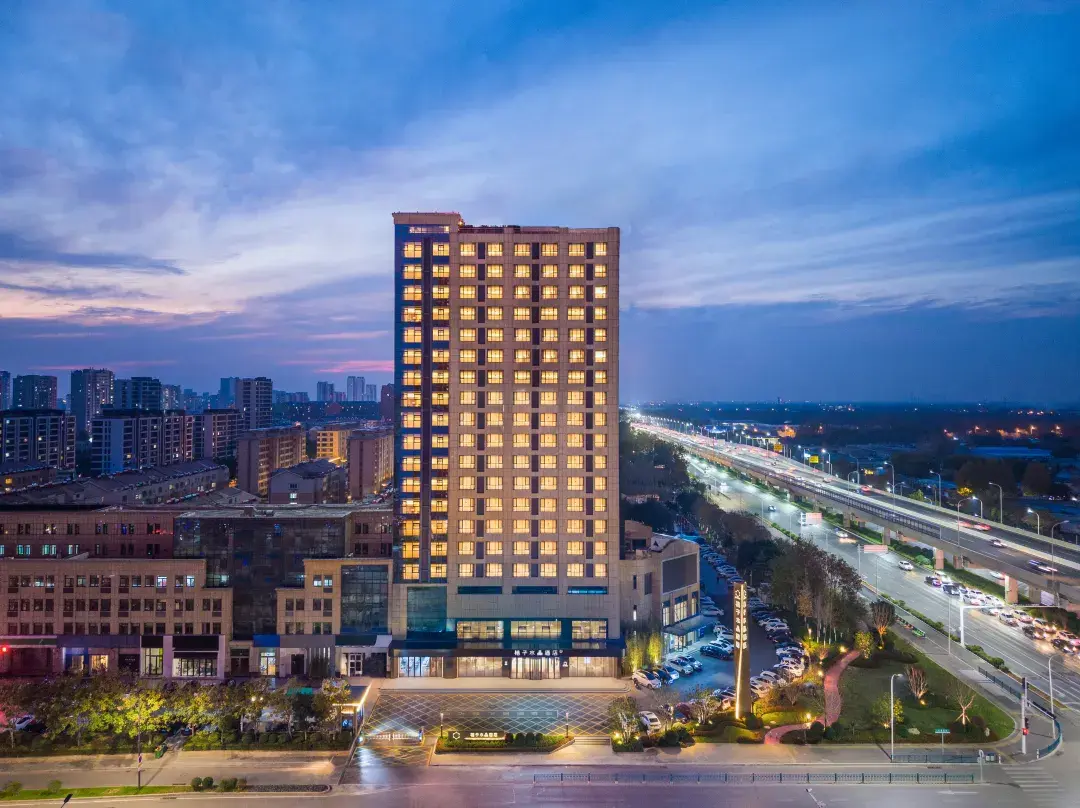 Crystal Orange Hotel Jining Rencheng Avenue Vocational And Technical College - Jining