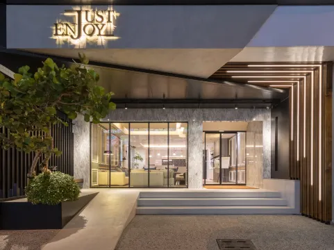 Just Enjoy Hotel - Tainan City