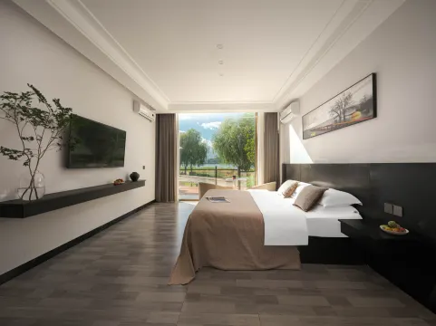 Xilan · Tuye | Holiday Hotel Erhai Wetland Sea View Resort - Dali