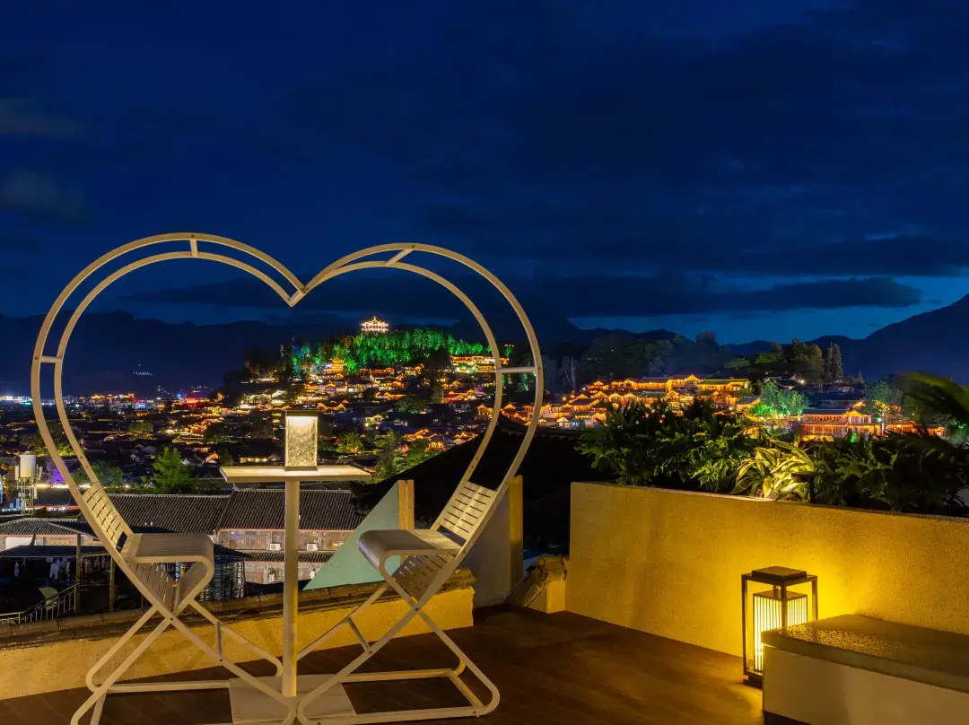 Shanye Yisu · Gucheng Panorama Resort Hotel - Lijiang