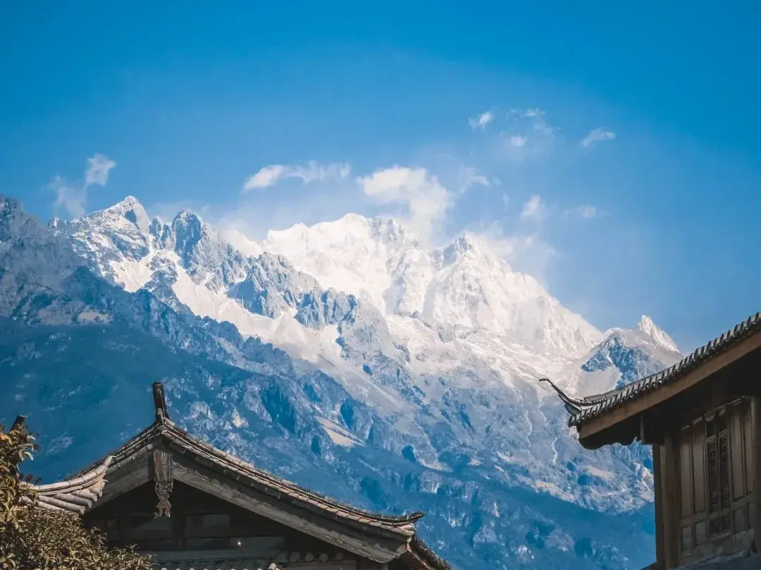 K. Leisure Kanglong'an Inn · Rizhao Jinshan · Naxi Resort View Hotel - Lijiang