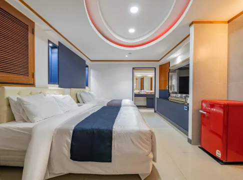 Suwon Cinema - Suwon