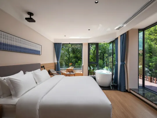 "West Coast Hotel - Guilin