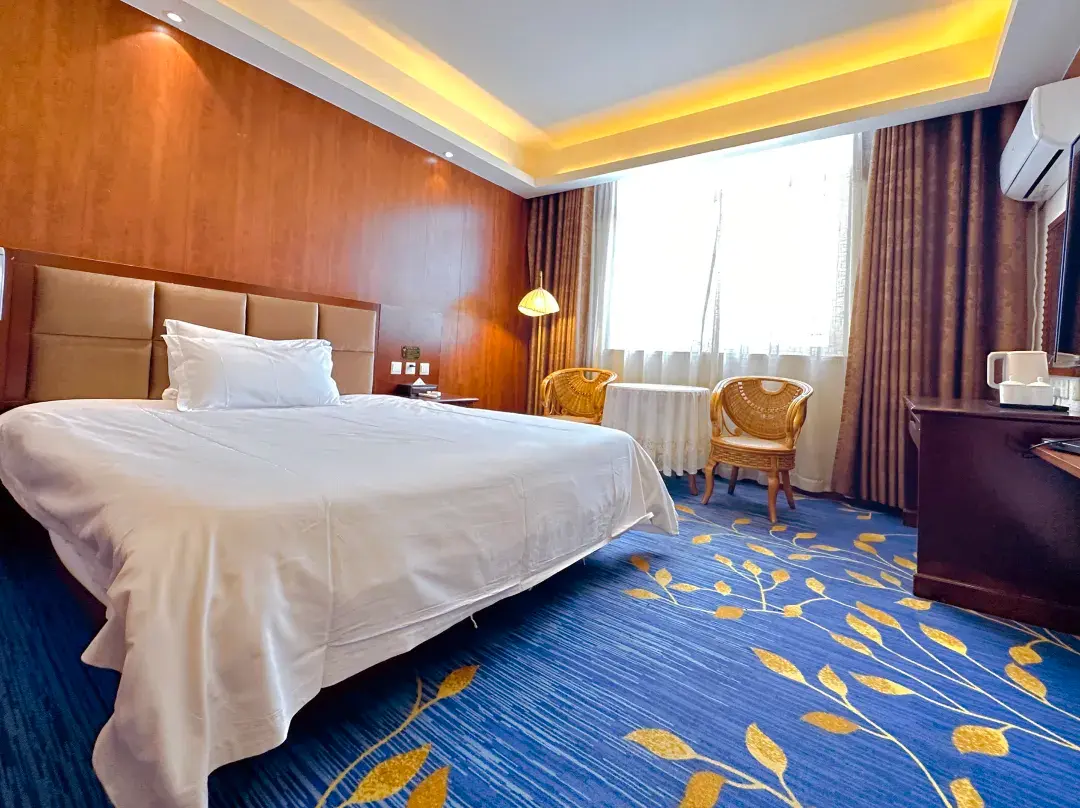 Longwan Hot Spring Hotel - 南陽市