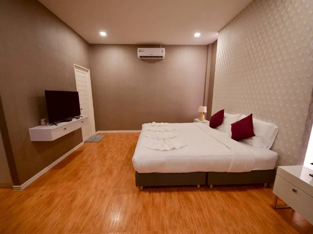Ff&f Poolvilla@cha-am - Khao Yai