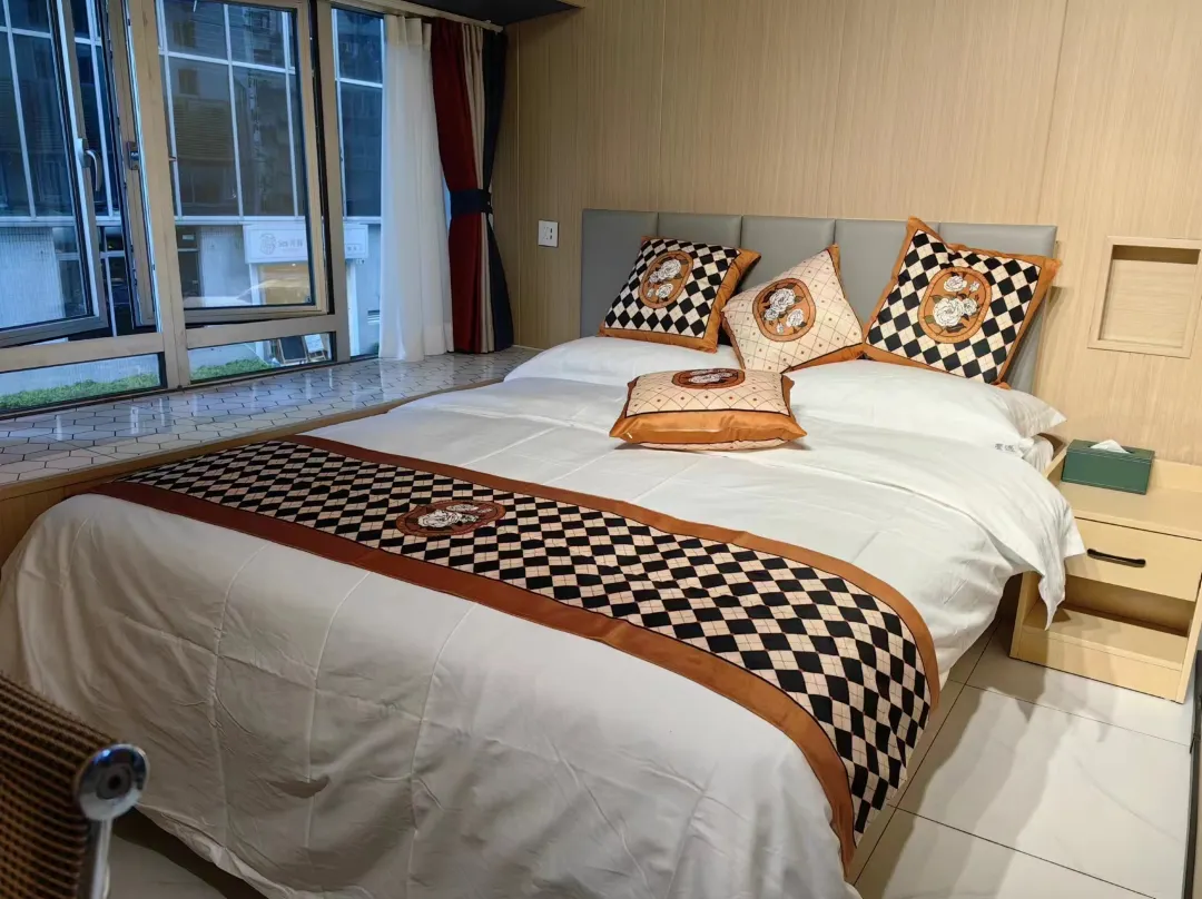 Shenzhen Xingyu Apartment - Hong Kong