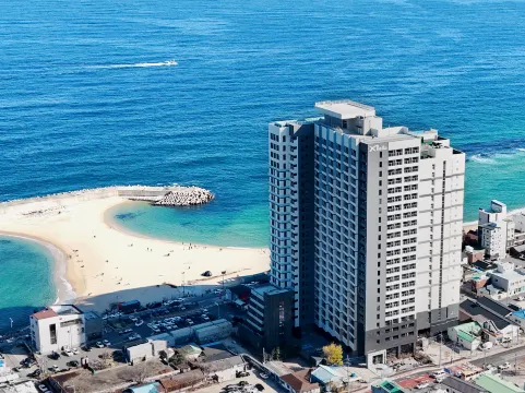 Plott The One Sokcho Xiella The Beach - Sokcho-si