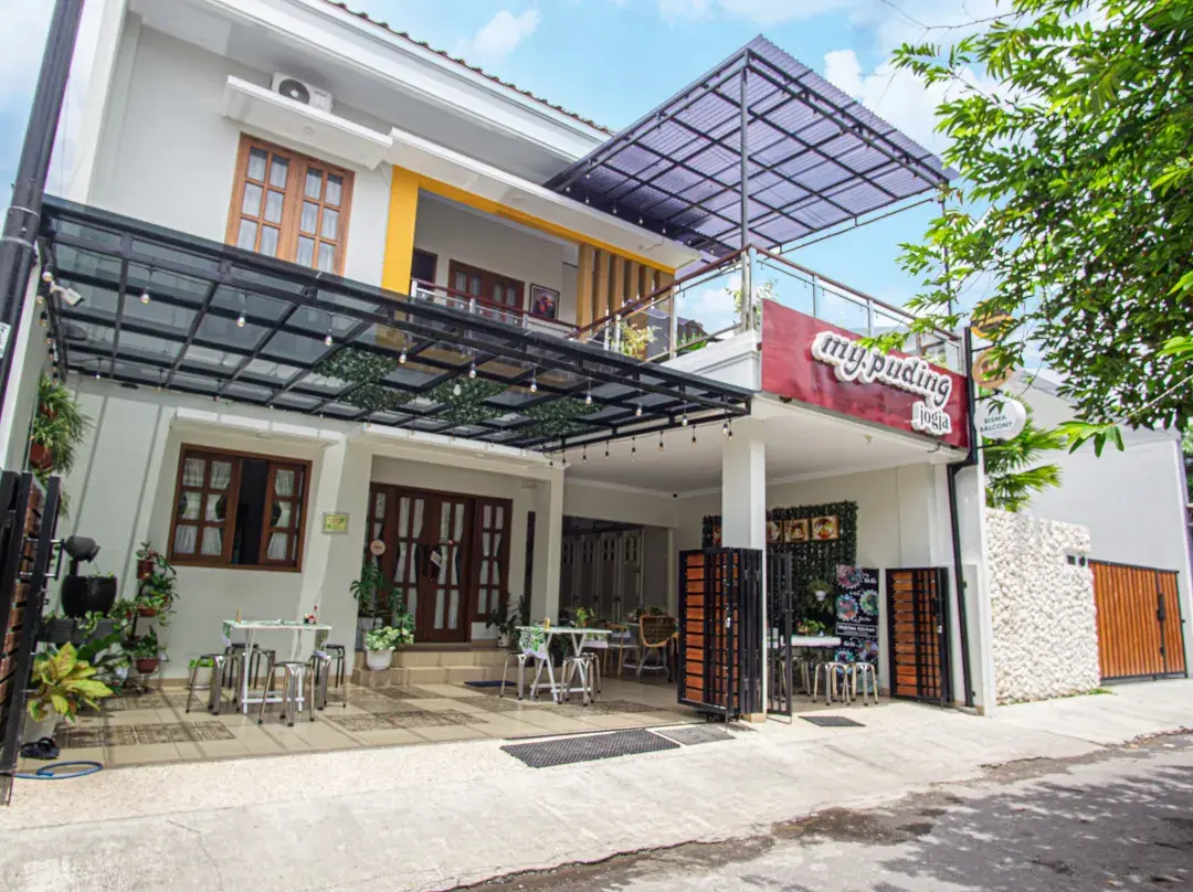 Bisma Balcony Homestay - Yogyakarta