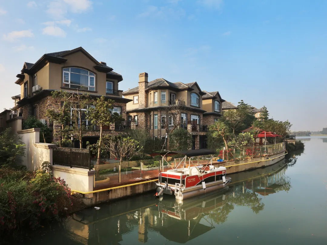 Zhongshan Diyin Lake Yishu Xiaozhu Villa - Zhongshan